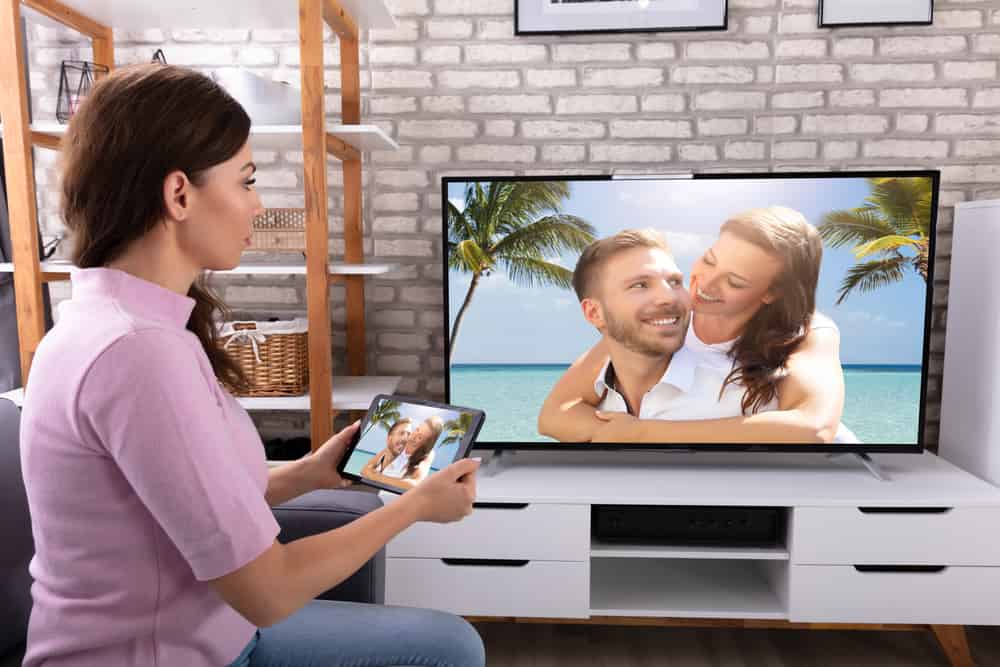 Is SmartCast the same as Chromecast